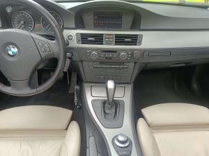 Grey BMW 318 2008 in Kaunas, with an engine capacity of 2.00 L and mileage of 285 thousand km for 2750 €, photo 8 on AUTOMOTO.COM.LV