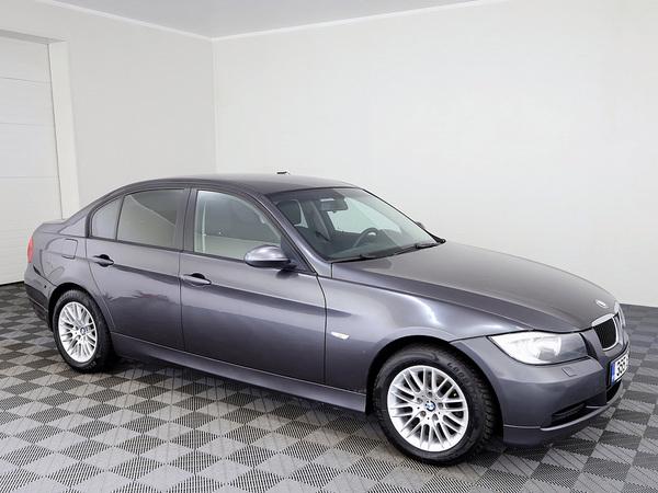 Grey BMW 318 2008 in Tallinn, with an engine capacity of 2.00 L and mileage of 269 thousand km for 2299 €, photo 1 on AUTOMOTO.COM.LV