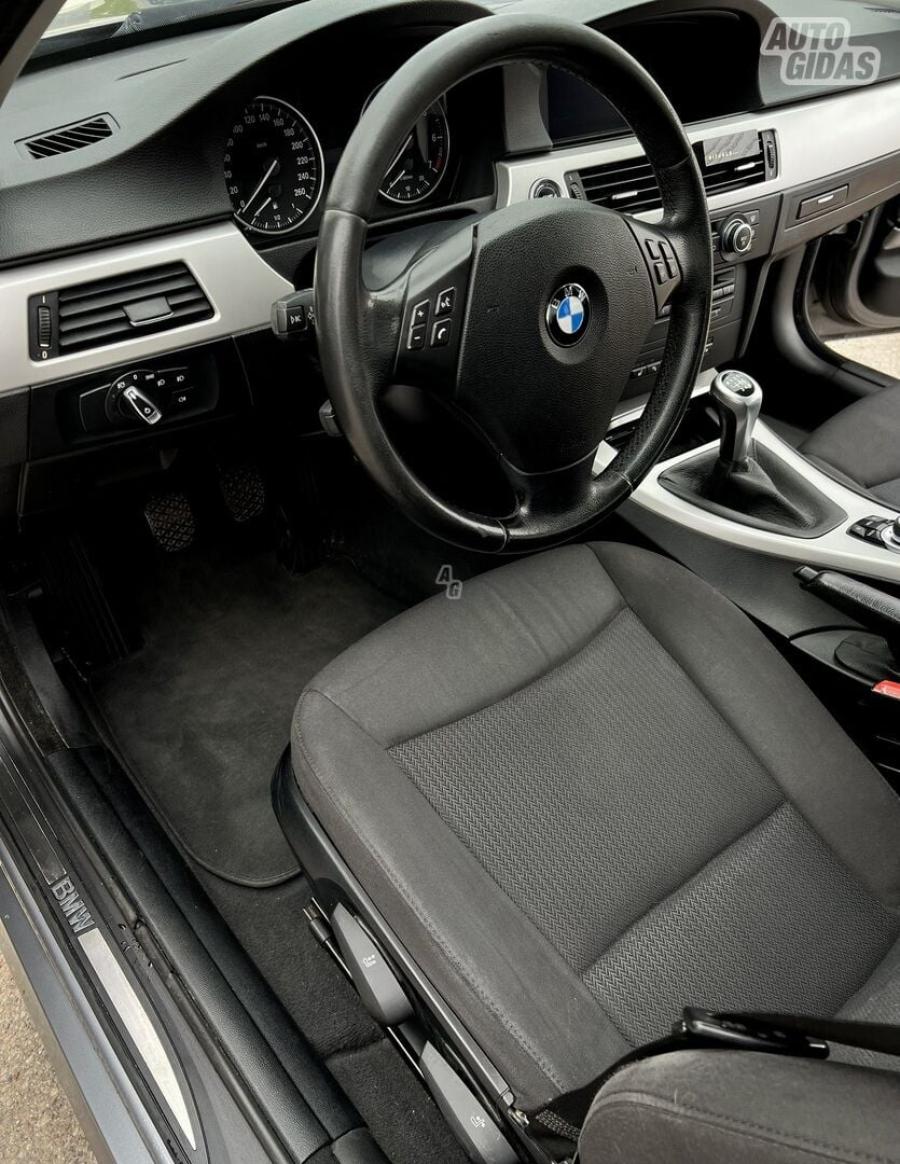 Pelēks BMW 318 2008 Viļņa, ar dzinēja tilpumu 2.00 L un nobraukumu 311 tūkst. km par 2500 €, foto 8 vietnē AUTOMOTO.COM.LV