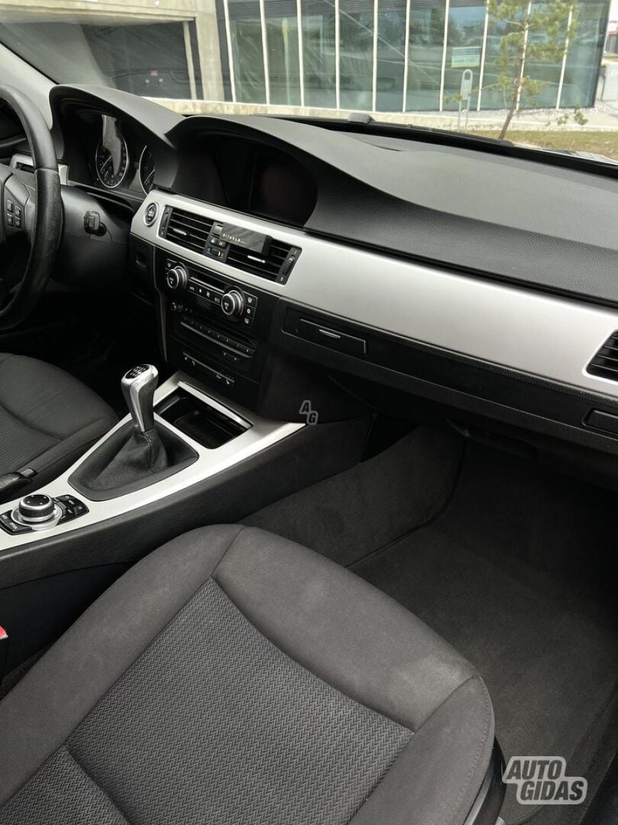 Pelēks BMW 318 2008 Viļņa, ar dzinēja tilpumu 2.00 L un nobraukumu 311 tūkst. km par 2500 €, foto 15 vietnē AUTOMOTO.COM.LV