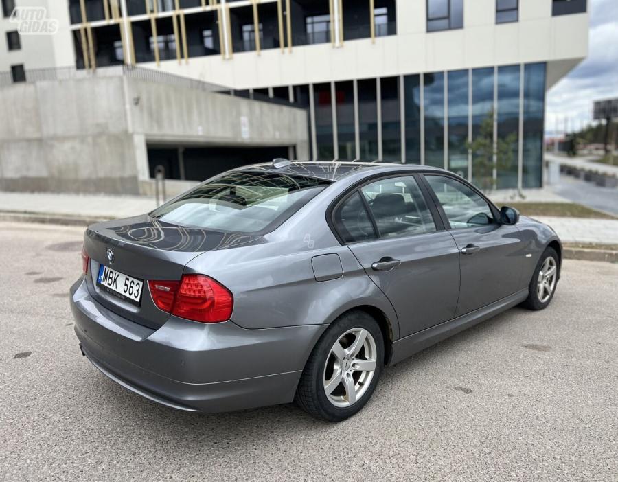 Pelēks BMW 318 2008 Viļņa, ar dzinēja tilpumu 2.00 L un nobraukumu 311 tūkst. km par 2500 €, foto 17 vietnē AUTOMOTO.COM.LV
