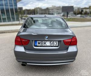 Pelēks BMW 318 2008 Viļņa, ar dzinēja tilpumu 2.00 L un nobraukumu 311 tūkst. km par 2500 €, foto 20 vietnē AUTOMOTO.COM.LV