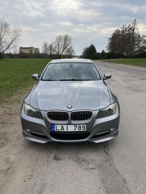 Grey BMW 318 2008 in Marijampole, with an engine capacity of 2.00 L and mileage of 320 thousand km for 3700 €, photo 4 on AUTOMOTO.COM.LV