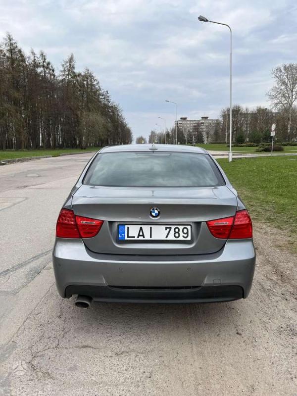 Pelēks BMW 318 2008 Marijampole, ar dzinēja tilpumu 2.00 L un nobraukumu 320 tūkst. km par 3700 €, foto 5 vietnē AUTOMOTO.COM.LV