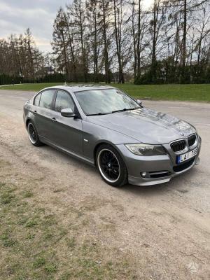 Grey BMW 318 2008 in Marijampole, with an engine capacity of 2.00 L and mileage of 320 thousand km for 3700 €, photo 9 on AUTOMOTO.COM.LV