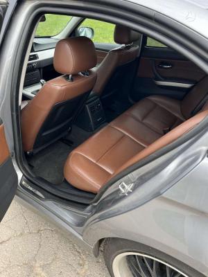 Grey BMW 318 2008 in Marijampole, with an engine capacity of 2.00 L and mileage of 320 thousand km for 3700 €, photo 11 on AUTOMOTO.COM.LV