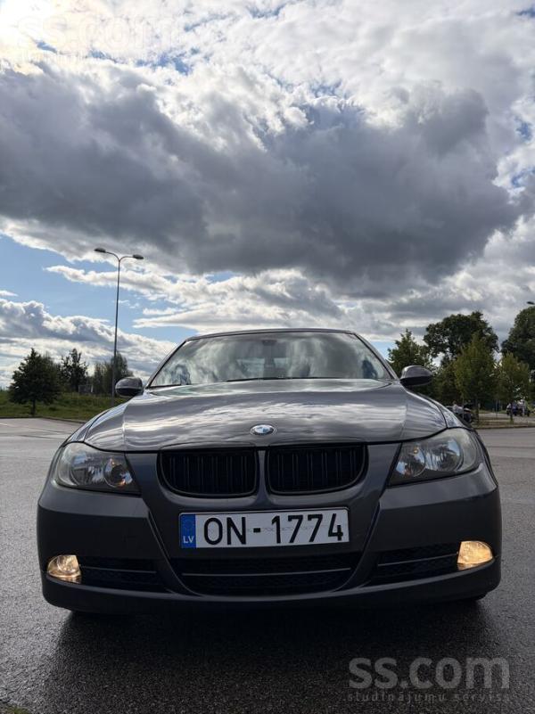 Pelēks BMW 318 2008 Daugavpils, ar dzinēja tilpumu 2.00 L un nobraukumu 320 tūkst. km par 4000 €, foto 2 vietnē AUTOMOTO.COM.LV