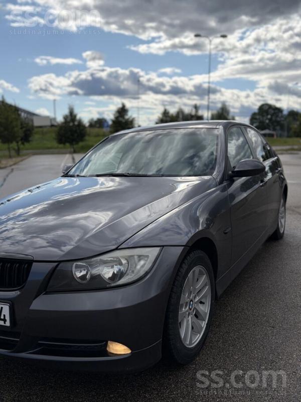 Pelēks BMW 318 2008 Daugavpils, ar dzinēja tilpumu 2.00 L un nobraukumu 320 tūkst. km par 4000 €, foto 4 vietnē AUTOMOTO.COM.LV
