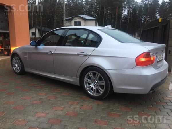 Pelēks BMW 318 2008 Rīga, ar dzinēja tilpumu 2.00 L un nobraukumu 407 tūkst. km par 4000 €, foto 4 vietnē AUTOMOTO.COM.LV