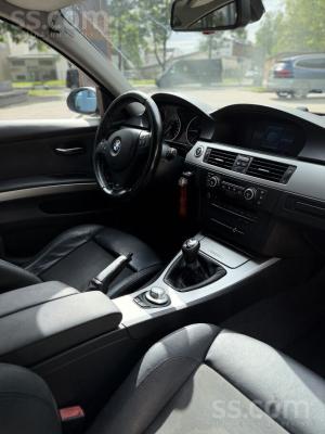 Grey BMW 318 2008 in Riga, with an engine capacity of 2.00 L and mileage of 280 thousand km for 3750 €, photo 13 on AUTOMOTO.COM.LV