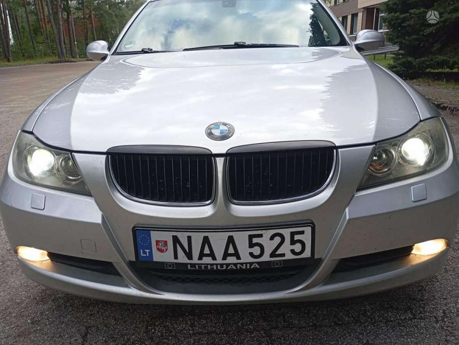 Grey BMW 318 2008 in Druskininkai, with an engine capacity of 2.00 L and mileage of 190 thousand km for 3300 €, photo 8 on AUTOMOTO.COM.LV