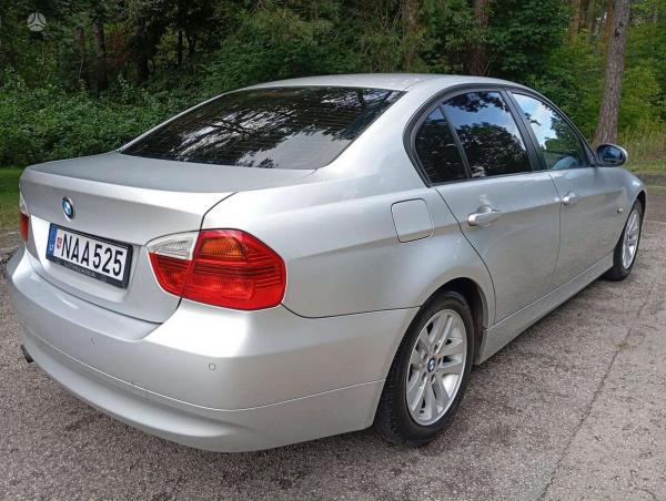 Grey BMW 318 2008 in Druskininkai, with an engine capacity of 2.00 L and mileage of 190 thousand km for 3300 €, photo 9 on AUTOMOTO.COM.LV