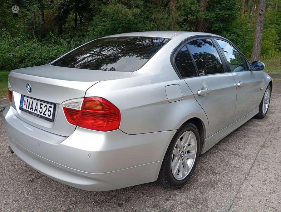 Grey BMW 318 2008 in Druskininkai, with an engine capacity of 2.00 L and mileage of 190 thousand km for 3300 €, photo 9 on AUTOMOTO.COM.LV