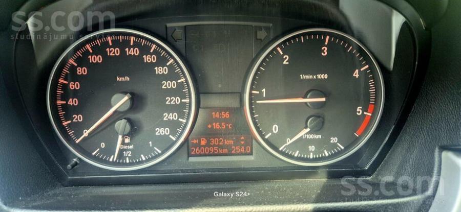 Grey BMW 318 2008 in Riga, with an engine capacity of 2.00 L and mileage of 260 thousand km for 4000 €, photo 10 on AUTOMOTO.COM.LV