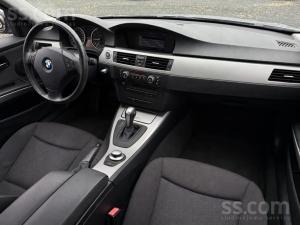 Pelēks BMW 318 2008 Rīga, ar dzinēja tilpumu 2.00 L un nobraukumu 258 tūkst. km par 3490 €, foto 9 vietnē AUTOMOTO.COM.LV