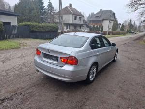 Grey BMW 318 2009 in Kaunas, with an engine capacity of 2.00 L and mileage of 274 thousand km for 4750 €, photo 4 on AUTOMOTO.COM.LV