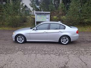 Grey BMW 318 2009 in Kaunas, with an engine capacity of 2.00 L and mileage of 274 thousand km for 4750 €, photo 7 on AUTOMOTO.COM.LV
