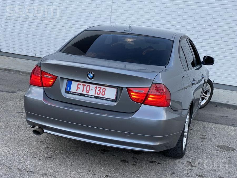 Grey BMW 318 2009 in Riga, with an engine capacity of 2.00 L and mileage of 249 thousand km for 5850 €, photo 3 on AUTOMOTO.COM.LV