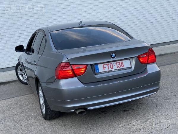 Grey BMW 318 2009 in Riga, with an engine capacity of 2.00 L and mileage of 249 thousand km for 5850 €, photo 4 on AUTOMOTO.COM.LV