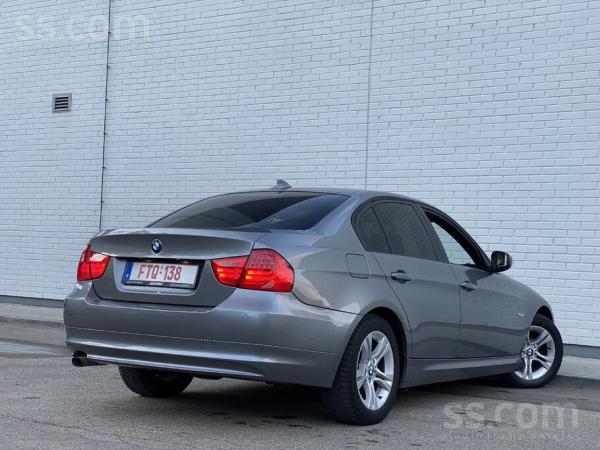 Grey BMW 318 2009 in Riga, with an engine capacity of 2.00 L and mileage of 249 thousand km for 5850 €, photo 5 on AUTOMOTO.COM.LV