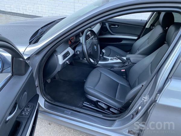 Grey BMW 318 2009 in Riga, with an engine capacity of 2.00 L and mileage of 249 thousand km for 5850 €, photo 9 on AUTOMOTO.COM.LV