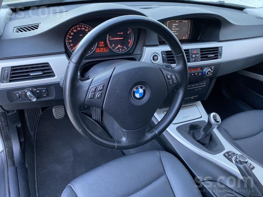 Grey BMW 318 2009 in Riga, with an engine capacity of 2.00 L and mileage of 249 thousand km for 5850 €, photo 11 on AUTOMOTO.COM.LV