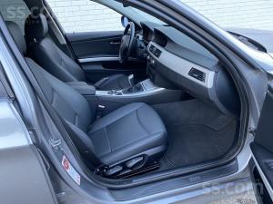 Grey BMW 318 2009 in Riga, with an engine capacity of 2.00 L and mileage of 249 thousand km for 5850 €, photo 13 on AUTOMOTO.COM.LV