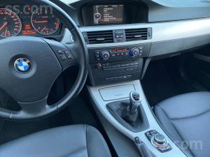 Grey BMW 318 2009 in Riga, with an engine capacity of 2.00 L and mileage of 249 thousand km for 5850 €, photo 18 on AUTOMOTO.COM.LV