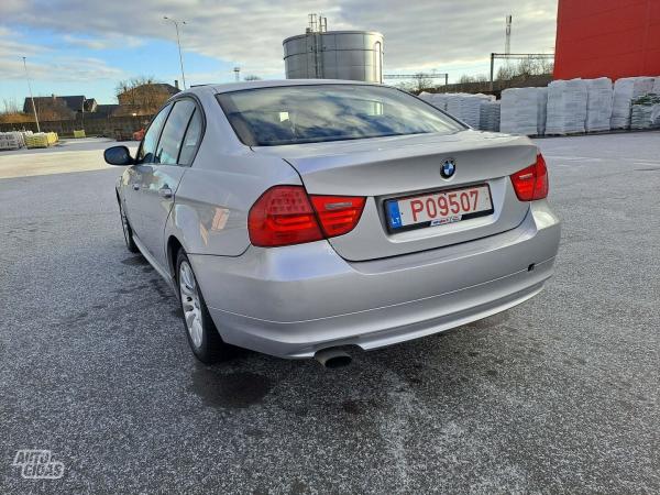 Grey BMW 318 2009 in Telschi, with an engine capacity of 2.00 L and mileage of 234 thousand km for 3100 €, photo 4 on AUTOMOTO.COM.LV