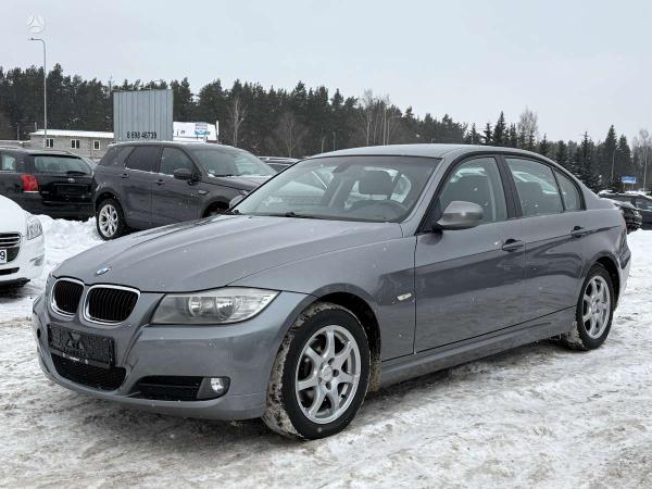 Pelēks BMW 318 2009 Utena, ar dzinēja tilpumu 2.00 L un nobraukumu 260 tūkst. km par 4950 €, foto 1 vietnē AUTOMOTO.COM.LV