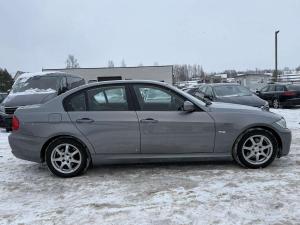Grey BMW 318 2009 in Utena, with an engine capacity of 2.00 L and mileage of 260 thousand km for 4950 €, photo 5 on AUTOMOTO.COM.LV