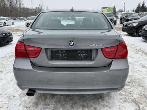 Grey BMW 318 2009 in Utena, with an engine capacity of 2.00 L and mileage of 260 thousand km for 4950 €, photo 7 on AUTOMOTO.COM.LV