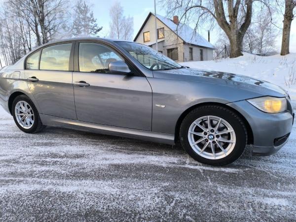 Pelēks BMW 318 2009 Valmiera, ar dzinēja tilpumu 2.00 L un nobraukumu 330 tūkst. km par 4500 €, foto 6 vietnē AUTOMOTO.COM.LV