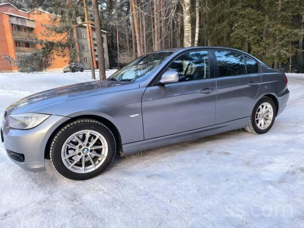 Pelēks BMW 318 2009 Valmiera, ar dzinēja tilpumu 2.00 L un nobraukumu 330 tūkst. km par 4500 €, foto 9 vietnē AUTOMOTO.COM.LV