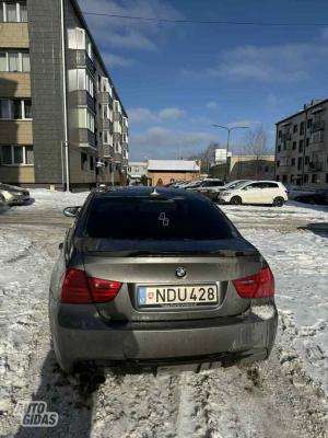 Grey BMW 318 2009 in Kaunas, with an engine capacity of 2.00 L and mileage of 396 thousand km for 4900 €, photo 6 on AUTOMOTO.COM.LV