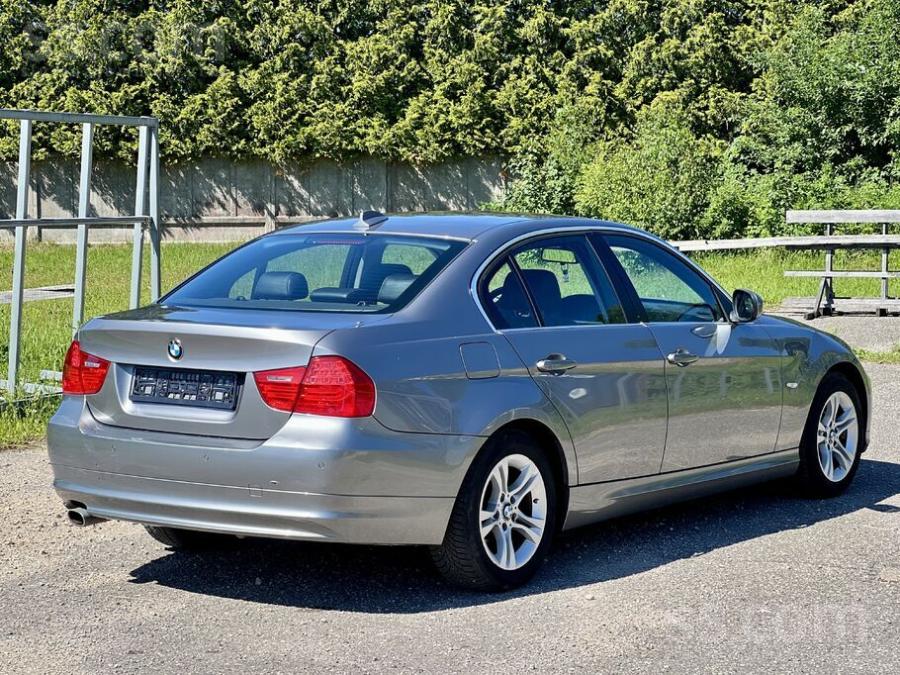 Pelēks BMW 318 2009 Rīga, ar dzinēja tilpumu 2.00 L un nobraukumu 323 tūkst. km par 5390 €, foto 6 vietnē AUTOMOTO.COM.LV