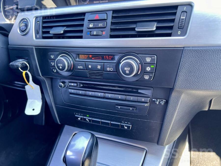 Pelēks BMW 318 2009 Rīga, ar dzinēja tilpumu 2.00 L un nobraukumu 323 tūkst. km par 5390 €, foto 12 vietnē AUTOMOTO.COM.LV