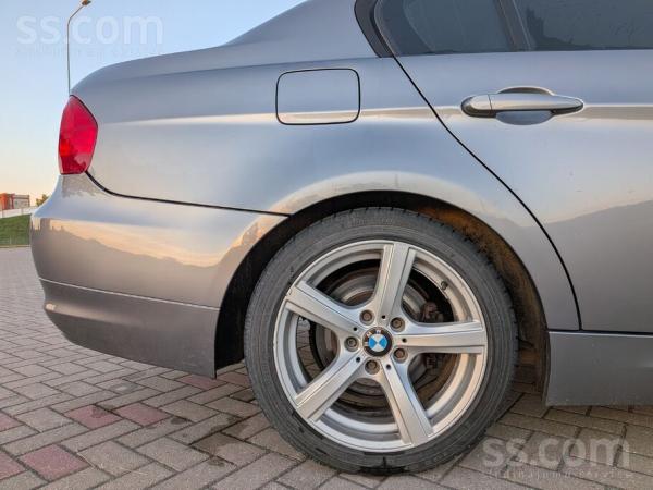 Grey BMW 318 2009 in Valmiera, with an engine capacity of 2.00 L and mileage of 355 thousand km for 3100 €, photo 6 on AUTOMOTO.COM.LV