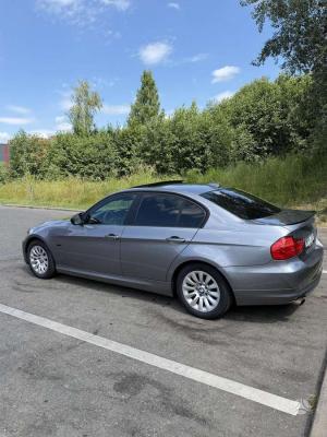 Grey BMW 318 2009 in Vilnius, with an engine capacity of 2.00 L and mileage of 274 thousand km for 3900 €, photo 5 on AUTOMOTO.COM.LV