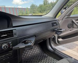 Grey BMW 318 2009 in Vilnius, with an engine capacity of 2.00 L and mileage of 274 thousand km for 3900 €, photo 10 on AUTOMOTO.COM.LV