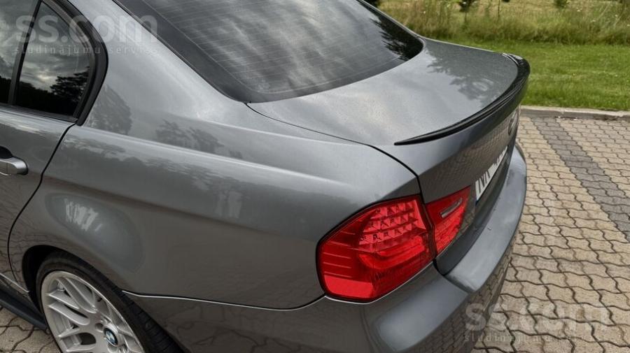 Pelēks BMW 318 2009 Rīga, ar dzinēja tilpumu 2.00 L un nobraukumu 306 tūkst. km par 7200 €, foto 11 vietnē AUTOMOTO.COM.LV