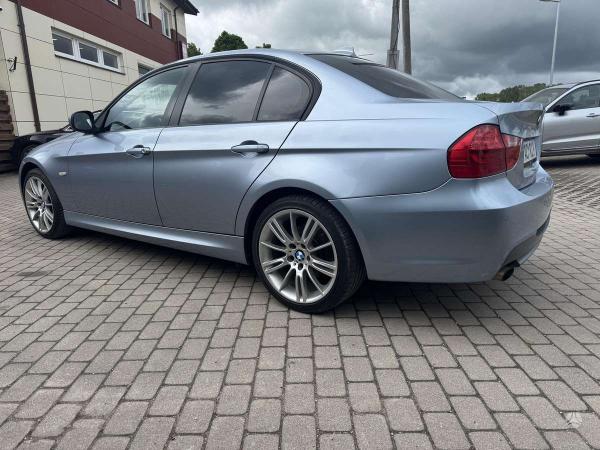 Pelēks BMW 318 2009 Kretinga, ar dzinēja tilpumu 2.00 L un nobraukumu 269 tūkst. km par 6295 €, foto 6 vietnē AUTOMOTO.COM.LV