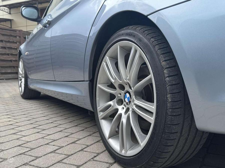 Pelēks BMW 318 2009 Kretinga, ar dzinēja tilpumu 2.00 L un nobraukumu 269 tūkst. km par 6295 €, foto 13 vietnē AUTOMOTO.COM.LV