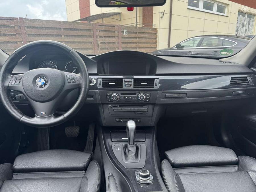 Pelēks BMW 318 2009 Kretinga, ar dzinēja tilpumu 2.00 L un nobraukumu 269 tūkst. km par 6295 €, foto 18 vietnē AUTOMOTO.COM.LV