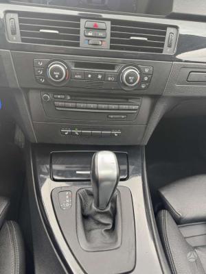 Pelēks BMW 318 2009 Kretinga, ar dzinēja tilpumu 2.00 L un nobraukumu 269 tūkst. km par 6295 €, foto 23 vietnē AUTOMOTO.COM.LV