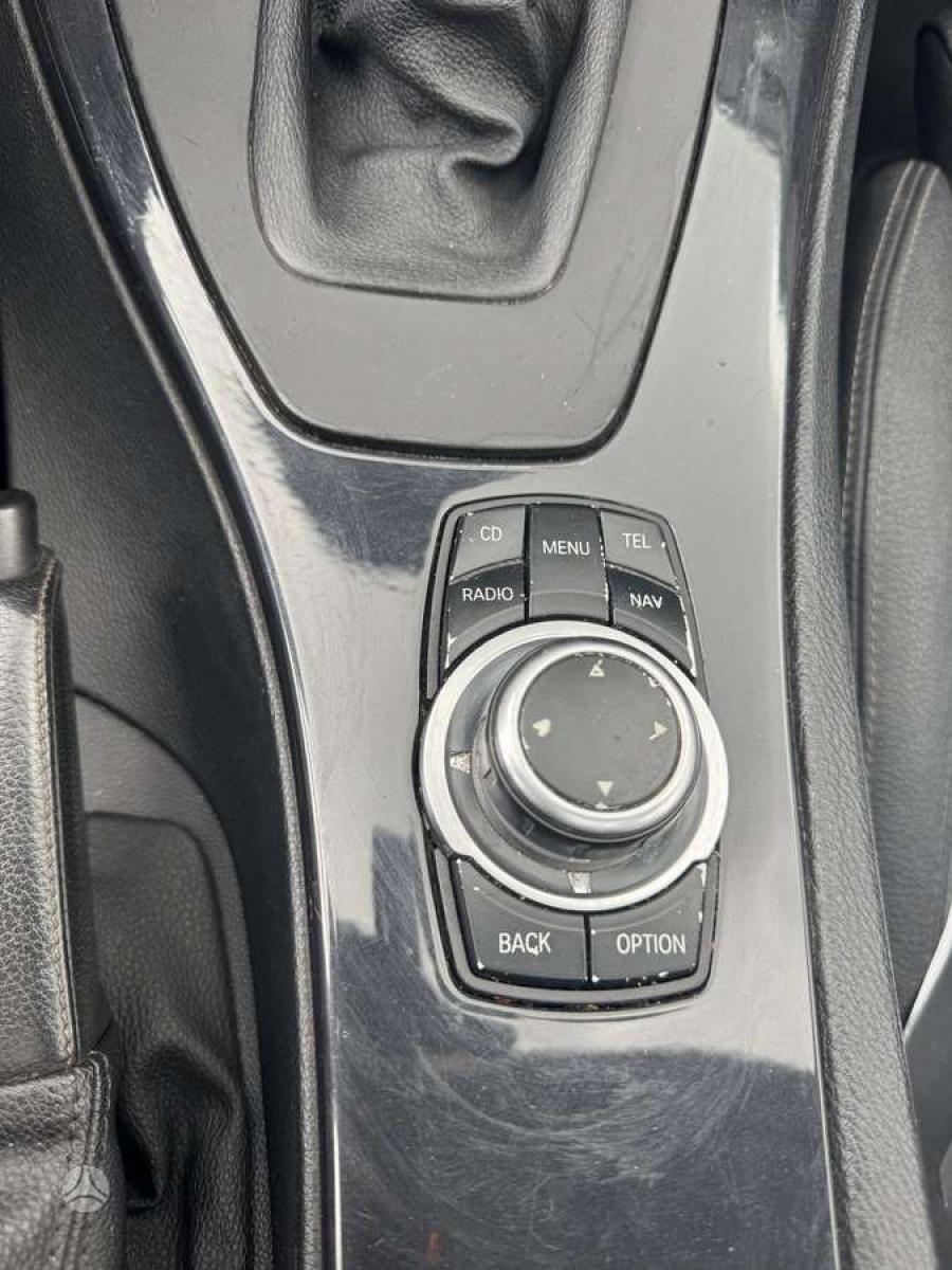 Pelēks BMW 318 2009 Kretinga, ar dzinēja tilpumu 2.00 L un nobraukumu 269 tūkst. km par 6295 €, foto 24 vietnē AUTOMOTO.COM.LV