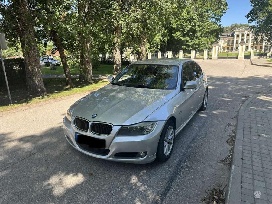 Pelēks BMW 318 2009 Vilkaviškis, ar dzinēja tilpumu 2.00 L un nobraukumu 323 tūkst. km par 5900 €, foto 3 vietnē AUTOMOTO.COM.LV