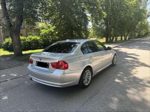 Pelēks BMW 318 2009 Vilkaviškis, ar dzinēja tilpumu 2.00 L un nobraukumu 323 tūkst. km par 5900 €, foto 7 vietnē AUTOMOTO.COM.LV