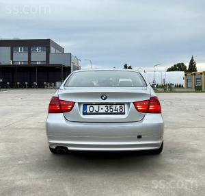 Grey BMW 318 2009 in Liepaja, with an engine capacity of 2.00 L and mileage of 245 thousand km for 2650 €, photo 5 on AUTOMOTO.COM.LV