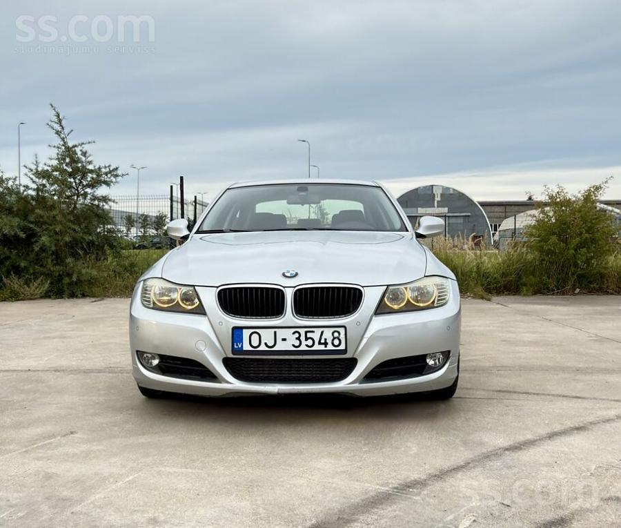 Grey BMW 318 2009 in Liepaja, with an engine capacity of 2.00 L and mileage of 245 thousand km for 2650 €, photo 9 on AUTOMOTO.COM.LV